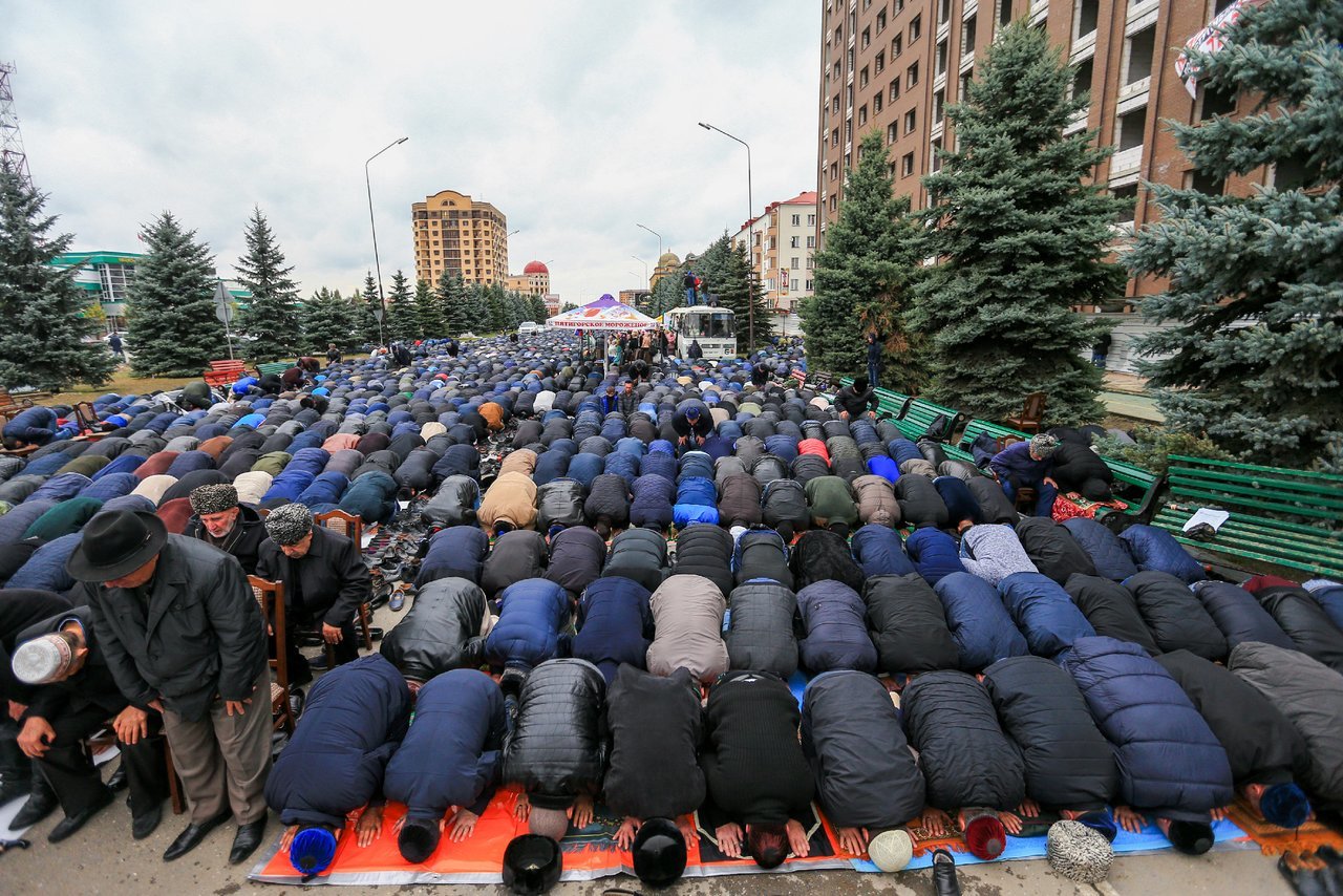 Photos of Ingushetia's mass protest against a border deal with Chechnya ...