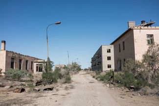 A former city on a former island Behold the ruins of Aralsk-7, the site ...