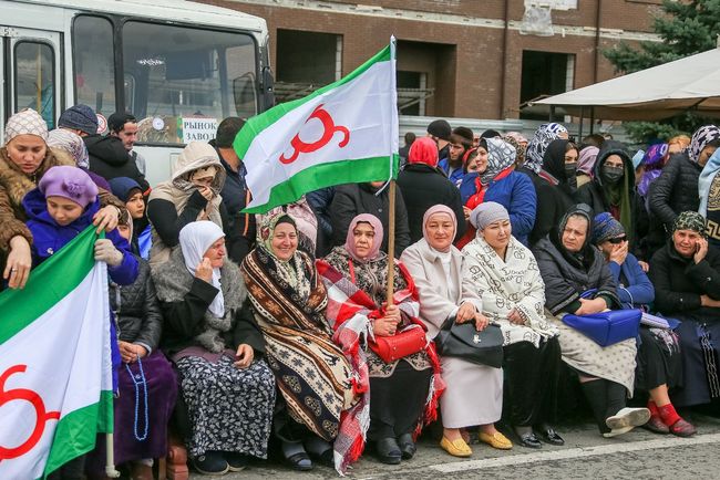 Photos of Ingushetia's mass protest against a border deal with Chechnya ...