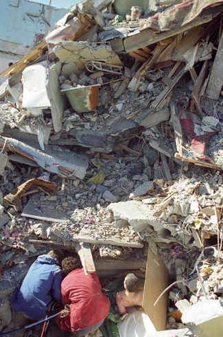 ‘Everything that could fall had already fallen’ 25 years ago, an ...